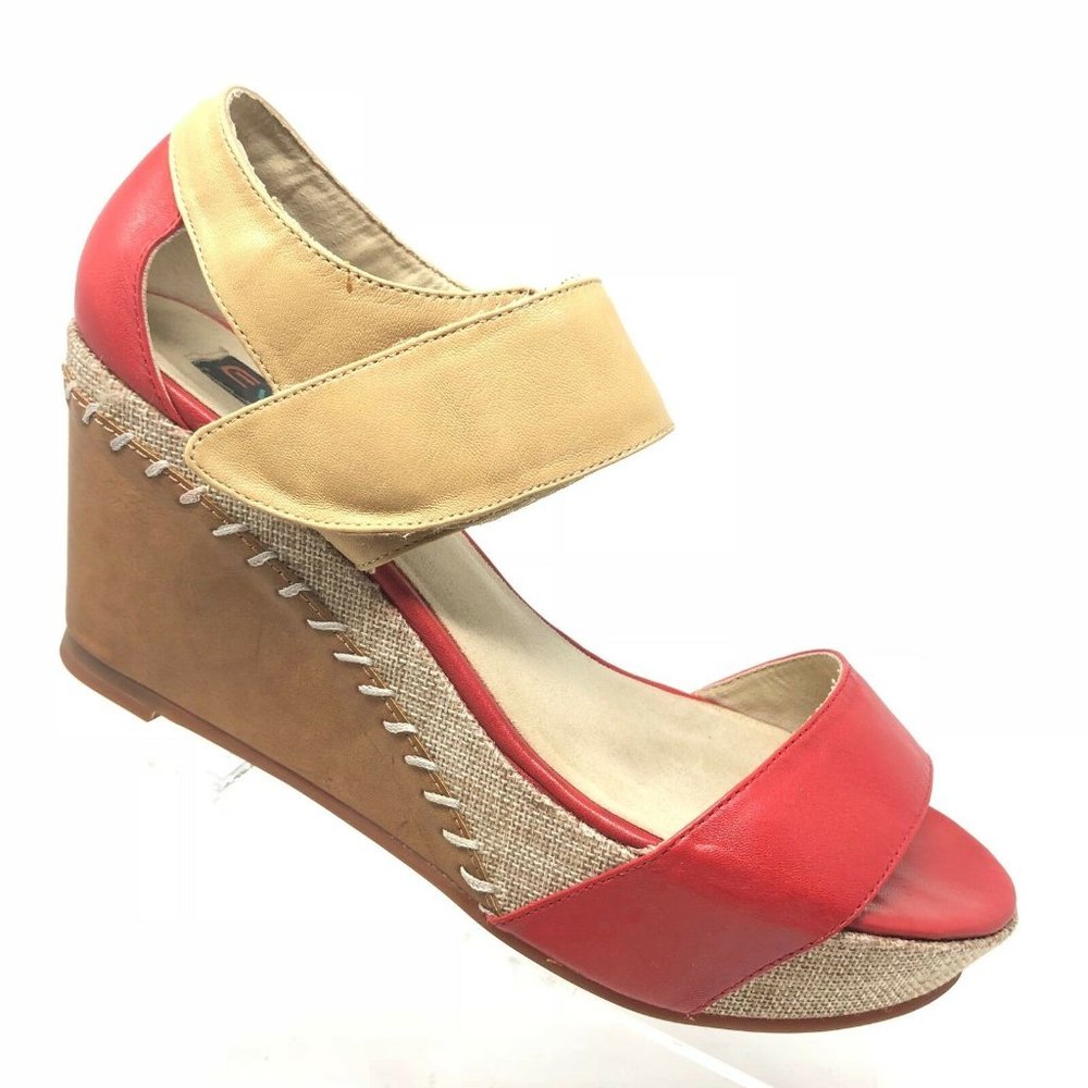 Everybody Bz Moda Orca Platform Wedge Heel Size 40 - Gem
